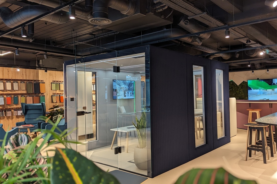 Bob Acoustic Meeting Pods | iQ Workspace