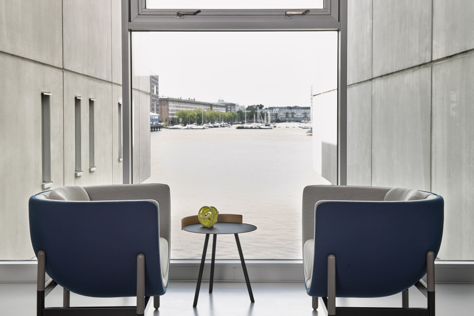 Capsule Acoustic Office Work Pod | iQ Workspace