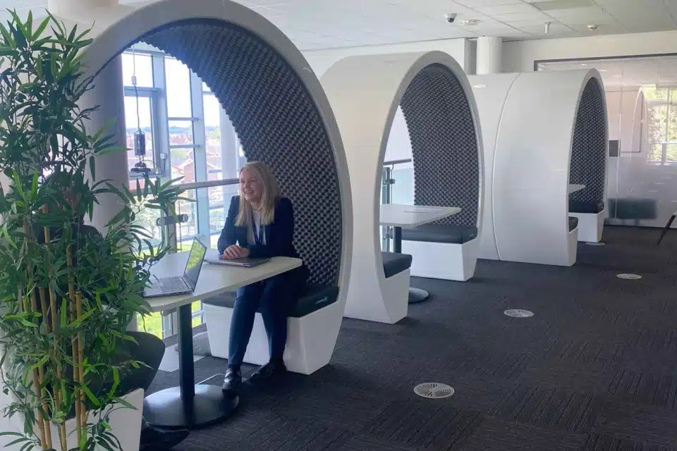 Indoor Acoustic Pod Creating Better Collaboration. | iQ Workspace
